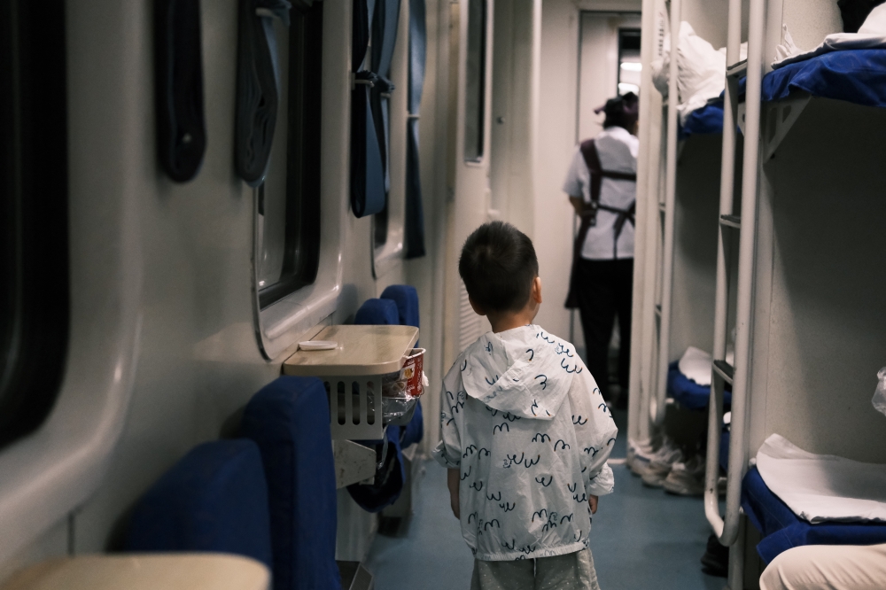 旅途的列车 - Li Lei - 富士（中国）极致影像- FUJIFILM